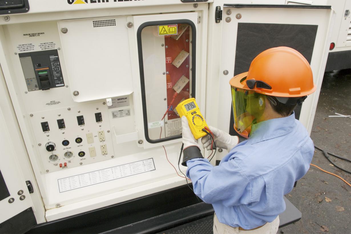 HD110C/HD160C 1500 V 高压万用表 | 福禄克